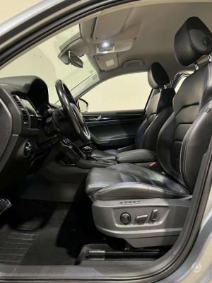 Grey Skoda Kodiaq 2017 in Klaipeda, with an engine capacity of 1.97 L and mileage of 242 thousand km for 18500 €, photo 5 on AUTOMOTO.COM.LV