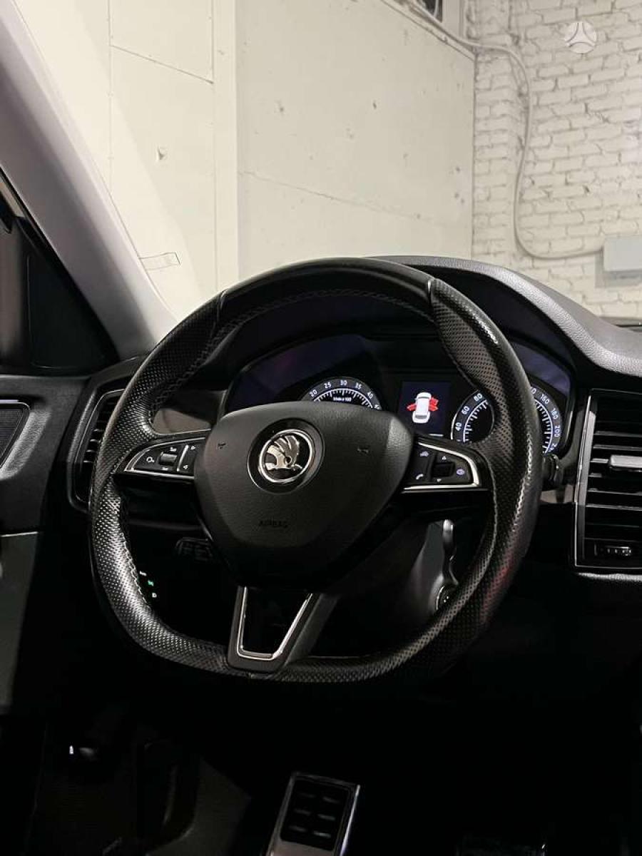 Grey Skoda Kodiaq 2017 in Klaipeda, with an engine capacity of 1.97 L and mileage of 242 thousand km for 18500 €, photo 8 on AUTOMOTO.COM.LV