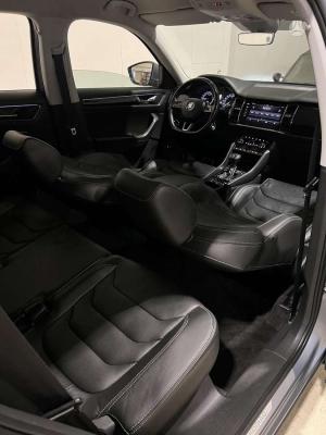 Grey Skoda Kodiaq 2017 in Klaipeda, with an engine capacity of 1.97 L and mileage of 242 thousand km for 18500 €, photo 25 on AUTOMOTO.COM.LV