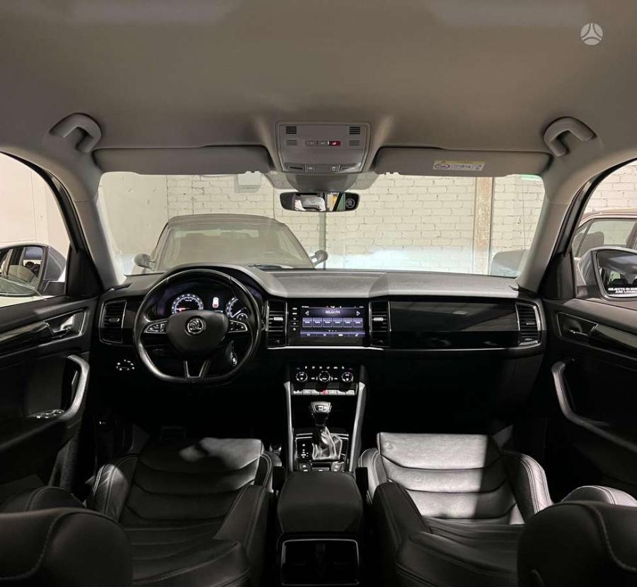 Grey Skoda Kodiaq 2017 in Klaipeda, with an engine capacity of 1.97 L and mileage of 242 thousand km for 18500 €, photo 28 on AUTOMOTO.COM.LV