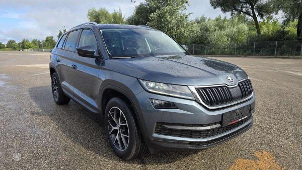 Pelēks Skoda Kodiaq 2017 Marijampole, ar dzinēja tilpumu 1.40 L un nobraukumu 266 tūkst. km par 11072 €, foto 1 vietnē AUTOMOTO.COM.LV