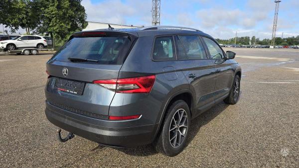 Pelēks Skoda Kodiaq 2017 Marijampole, ar dzinēja tilpumu 1.40 L un nobraukumu 266 tūkst. km par 11072 €, foto 5 vietnē AUTOMOTO.COM.LV