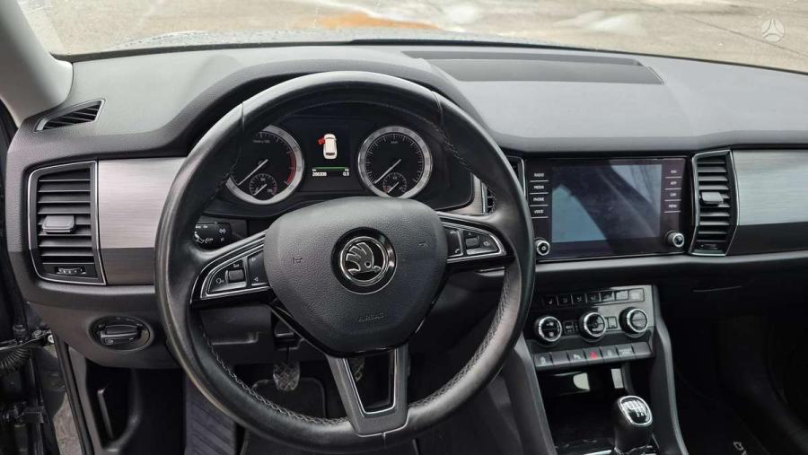 Pelēks Skoda Kodiaq 2017 Marijampole, ar dzinēja tilpumu 1.40 L un nobraukumu 266 tūkst. km par 11072 €, foto 15 vietnē AUTOMOTO.COM.LV