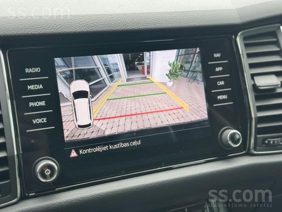 Серый Шкода Kodiaq 2017 в Рига, объемом двигателя 1.40 л и пробегом 100 тыс. км за 19300 €, фото 10 на AUTOMOTO.COM.LV