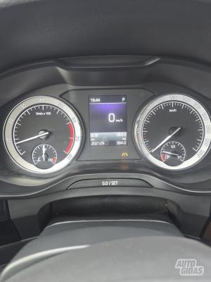 Pelēks Skoda Kodiaq 2017 Klaipėda, ar dzinēja tilpumu 2.00 L un nobraukumu 202 tūkst. km par 16800 €, foto 19 vietnē AUTOMOTO.COM.LV