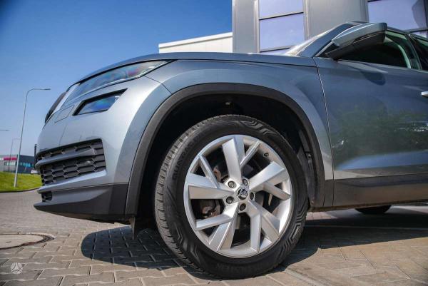 Серый Шкода Kodiaq 2017 в Каунас, объемом двигателя 1.40 л и пробегом 214 тыс. км за 15950 €, фото 6 на AUTOMOTO.COM.LV