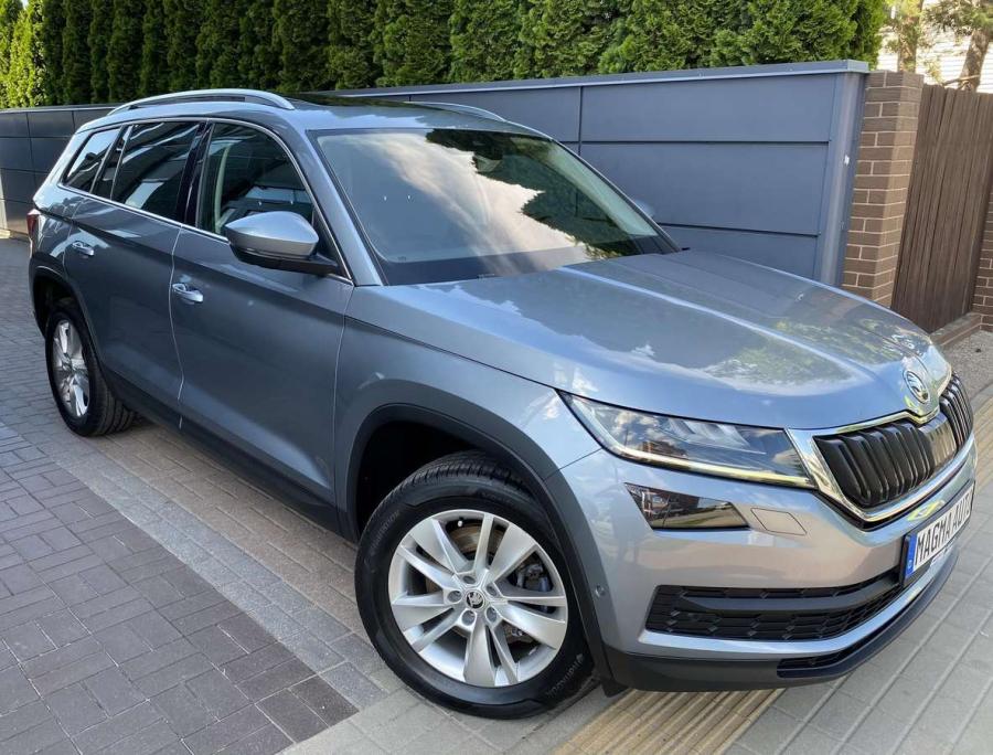 Grey Skoda Kodiaq 2017 in Marijampole, with an engine capacity of 1.97 L and mileage of 278 thousand km for 17999 €, photo 13 on AUTOMOTO.COM.LV