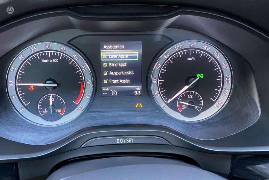 Grey Skoda Kodiaq 2017 in Marijampole, with an engine capacity of 1.97 L and mileage of 278 thousand km for 17999 €, photo 42 on AUTOMOTO.COM.LV