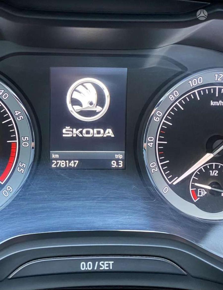Grey Skoda Kodiaq 2017 in Marijampole, with an engine capacity of 1.97 L and mileage of 278 thousand km for 17999 €, photo 43 on AUTOMOTO.COM.LV