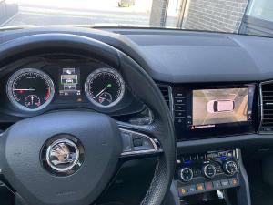 Grey Skoda Kodiaq 2017 in Marijampole, with an engine capacity of 1.97 L and mileage of 278 thousand km for 17999 €, photo 44 on AUTOMOTO.COM.LV