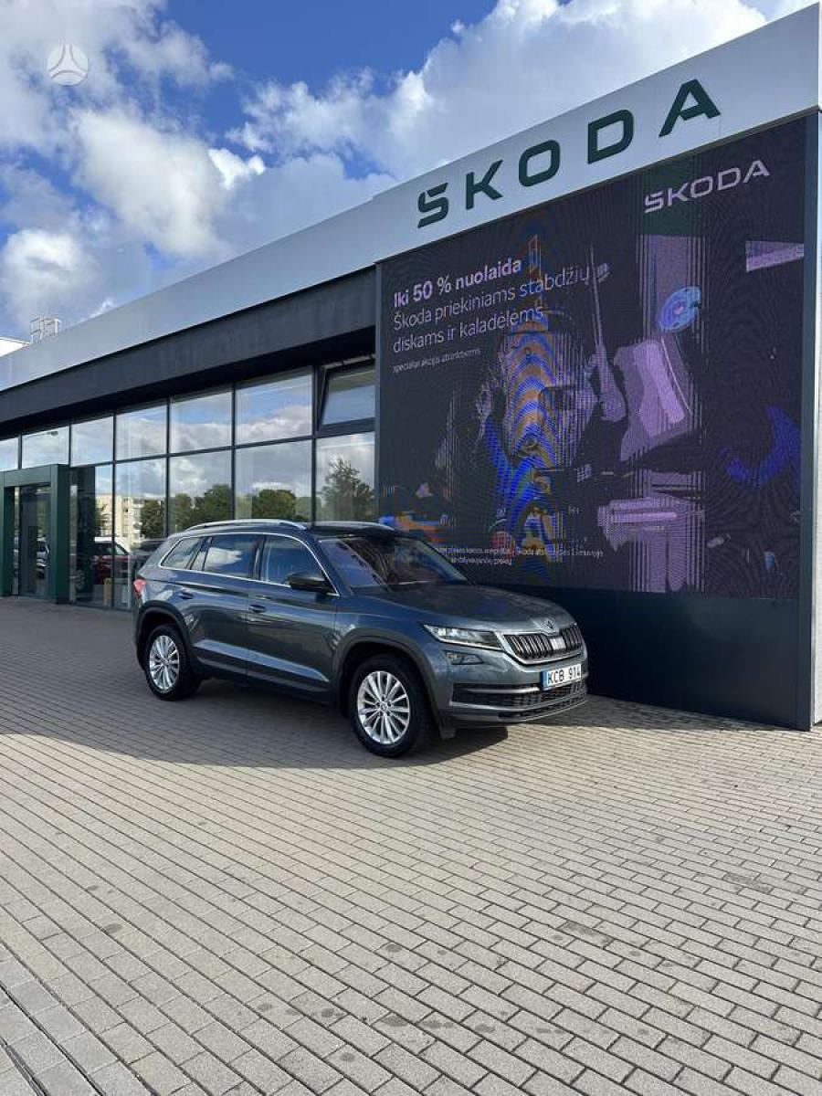 Grey Skoda Kodiaq 2017 in Klaipeda, with an engine capacity of 1.97 L and mileage of 120 thousand km for 18800 €, photo 4 on AUTOMOTO.COM.LV