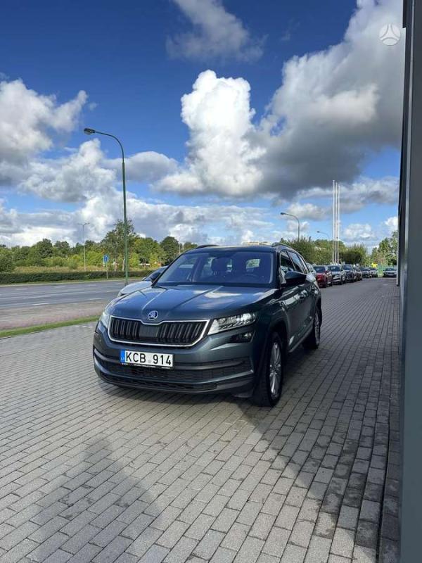 Skoda Kodiaq 2017 Klaipėda vietnē Pelēks Skoda Kodiaq 2017 Klaipėda, ar dzinēja tilpumu 1.97 L un nobraukumu 120 tūkst. km par 18800 €, foto 6 vietnē AUTOMOTO.COM.LV