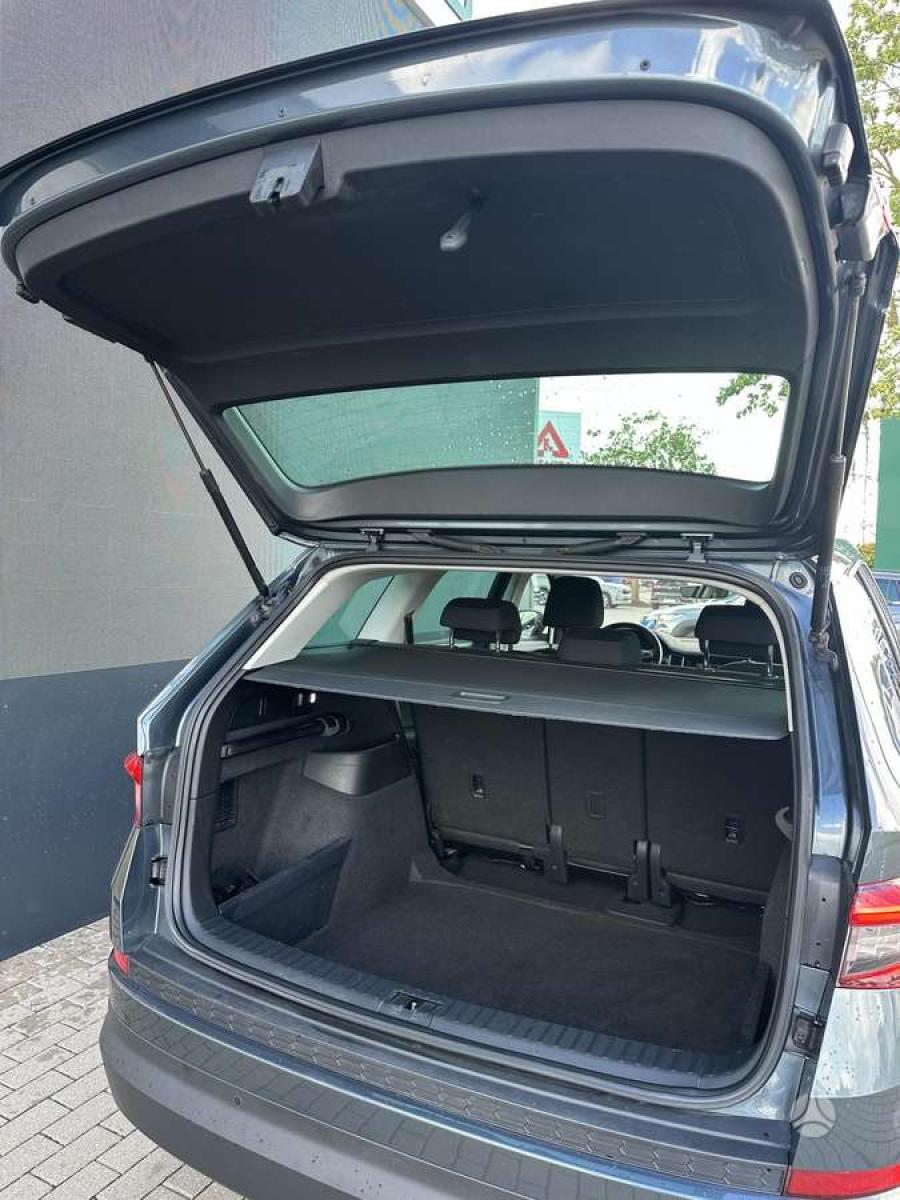 Grey Skoda Kodiaq 2017 in Klaipeda, with an engine capacity of 1.97 L and mileage of 120 thousand km for 18800 €, photo 13 on AUTOMOTO.COM.LV