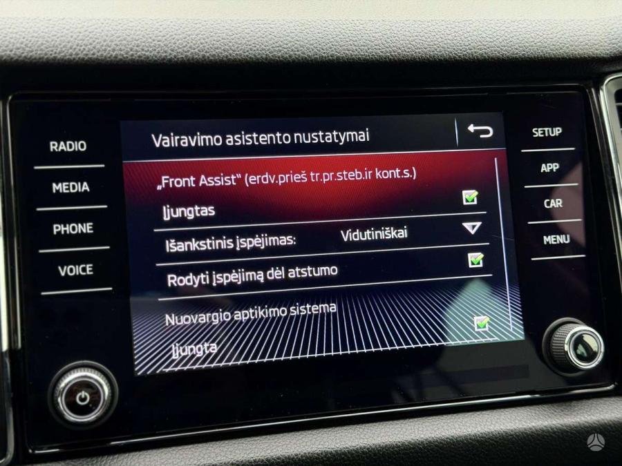 Pelēks Skoda Kodiaq 2017 Viļņa, ar dzinēja tilpumu 1.40 L un nobraukumu 81 tūkst. km par 18790 €, foto 24 vietnē AUTOMOTO.COM.LV