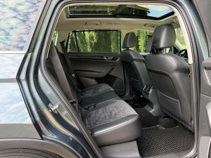 Grey Skoda Kodiaq 2017 in Prienai, with an engine capacity of 1.97 L and mileage of 280 thousand km for 14900 €, photo 28 on AUTOMOTO.COM.LV