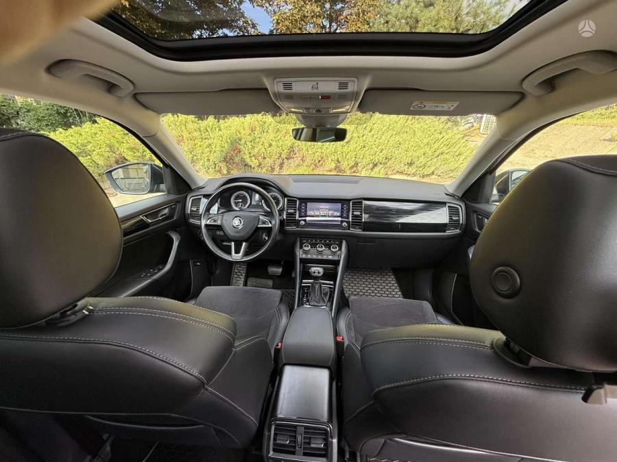 Grey Skoda Kodiaq 2017 in Prienai, with an engine capacity of 1.97 L and mileage of 280 thousand km for 14900 €, photo 29 on AUTOMOTO.COM.LV