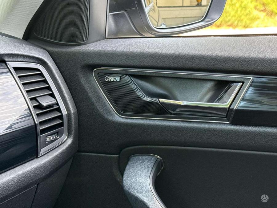 Grey Skoda Kodiaq 2017 in Prienai, with an engine capacity of 1.97 L and mileage of 280 thousand km for 14900 €, photo 41 on AUTOMOTO.COM.LV
