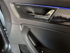 Grey Skoda Kodiaq 2017 in Prienai, with an engine capacity of 1.97 L and mileage of 280 thousand km for 14900 €, photo 42 on AUTOMOTO.COM.LV