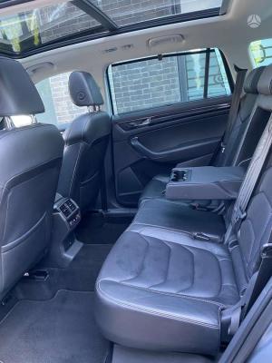 Grey Skoda Kodiaq 2017 in Marijampole, with an engine capacity of 1.97 L and mileage of 278 thousand km for 17950 €, photo 58 on AUTOMOTO.COM.LV