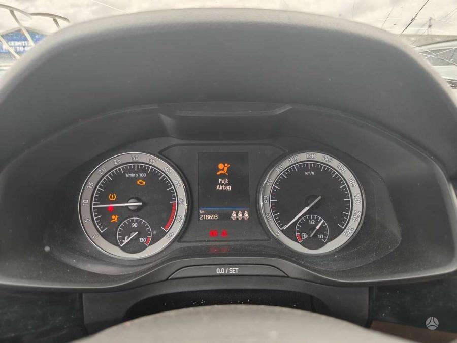 Grey Skoda Kodiaq 2017 in Kaunas, with an engine capacity of 1.97 L and mileage of 217 thousand km for 6999 €, photo 16 on AUTOMOTO.COM.LV