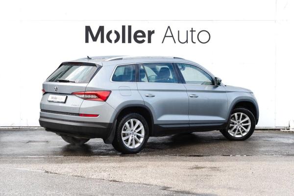 Серый Шкода Kodiaq 2017 в Рига, объемом двигателя 2.00 л и пробегом 188 тыс. км за 18950 €, фото 5 на AUTOMOTO.COM.LV