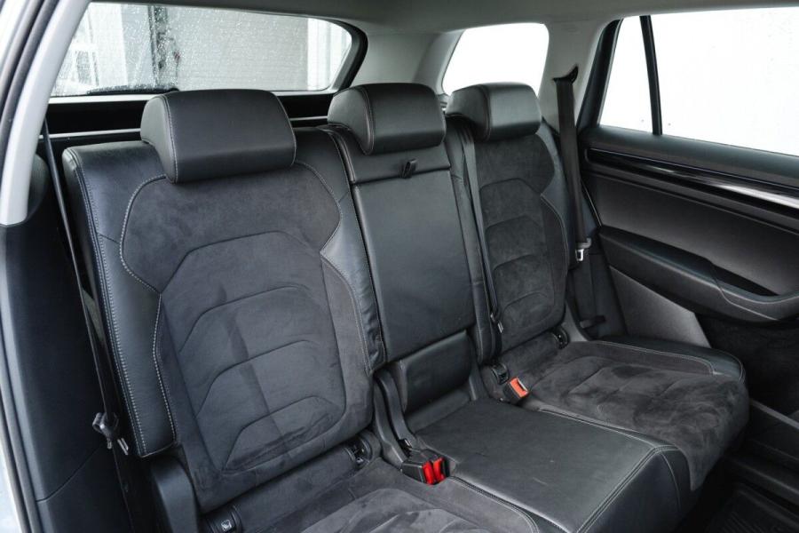 Pelēks Skoda Kodiaq 2017 Rīga, ar dzinēja tilpumu 2.00 L un nobraukumu 188 tūkst. km par 18950 €, foto 9 vietnē AUTOMOTO.COM.LV
