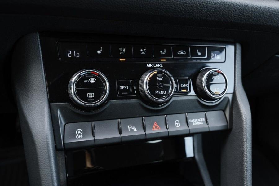 Pelēks Skoda Kodiaq 2017 Rīga, ar dzinēja tilpumu 2.00 L un nobraukumu 188 tūkst. km par 18950 €, foto 18 vietnē AUTOMOTO.COM.LV