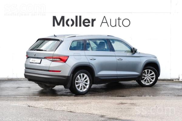 Шкода Kodiaq 2017 в Рига на AUTOMOTO.COM.LV Серый Шкода Kodiaq 2017 в Рига, объемом двигателя 2.00 л и пробегом 188 тыс. км за 18950 €, фото 5 на AUTOMOTO.COM.LV