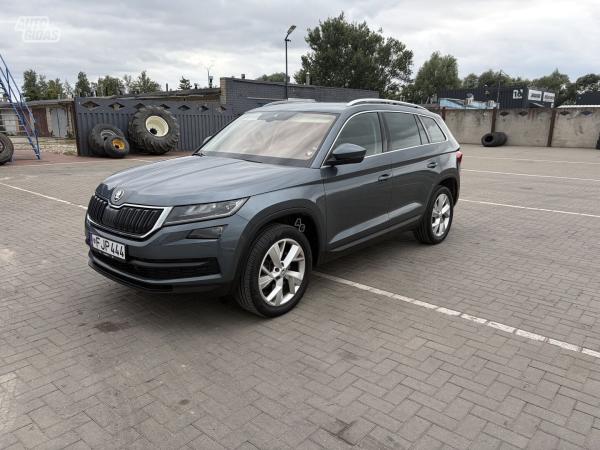 Pelēks Skoda Kodiaq 2017 Marijampole, ar dzinēja tilpumu 2.00 L un nobraukumu 199 tūkst. km par 17900 €, foto  vietnē AUTOMOTO.COM.LV