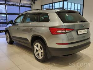 Pelēks Skoda Kodiaq 2018 Ogre, ar dzinēja tilpumu 2.00 L un nobraukumu 112 tūkst. km par 18900 €, foto 4 vietnē AUTOMOTO.COM.LV