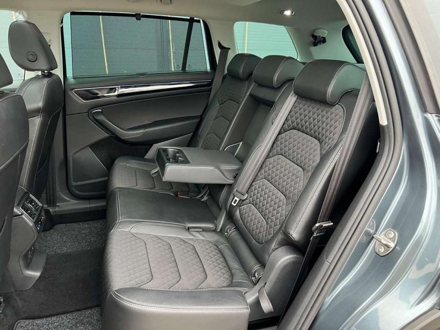Grey Skoda Kodiaq 2018 in Vilnius, with an engine capacity of 1.50 L and mileage of 225 thousand km for 16950 €, photo 25 on AUTOMOTO.COM.LV