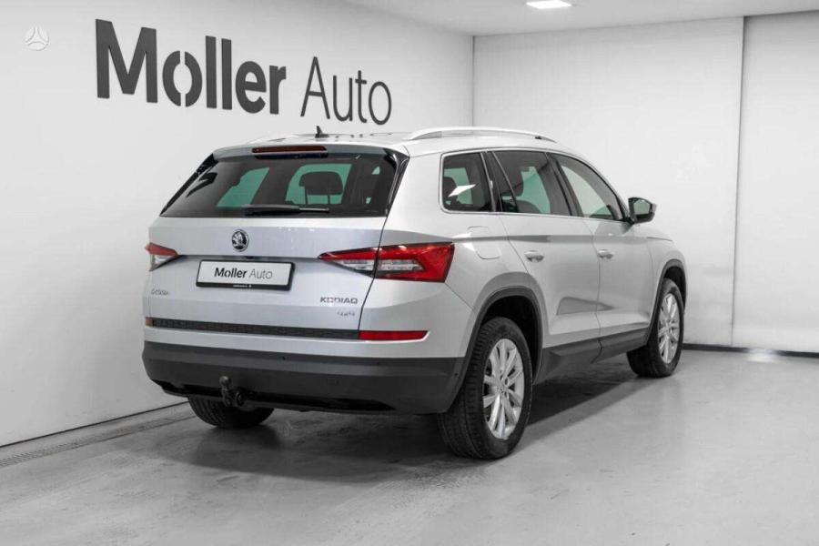 Grey Skoda Kodiaq 2018 in Vilnius, with an engine capacity of 2.00 L and mileage of 140 thousand km for 23550 €, photo 3 on AUTOMOTO.COM.LV