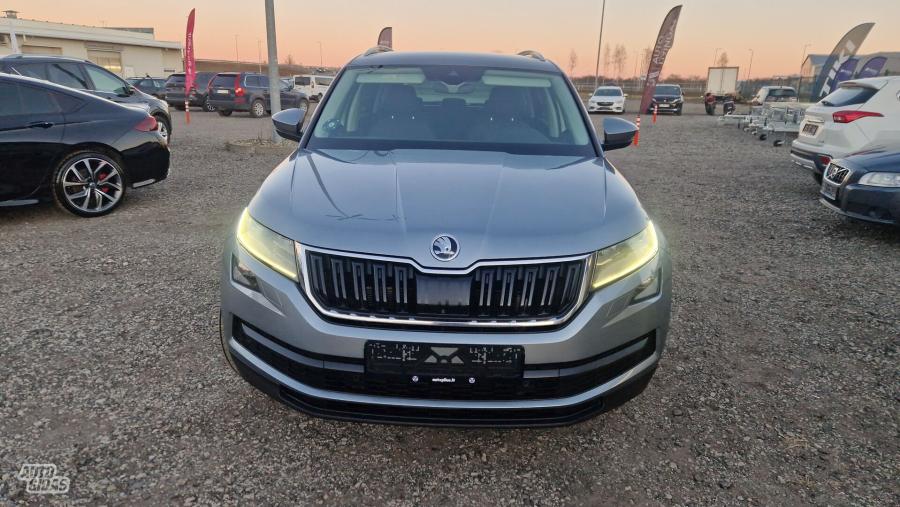 Grey Skoda Kodiaq 2018 in Marijampole, with an engine capacity of 2.00 L and mileage of 229 thousand km for 16950 €, photo 3 on AUTOMOTO.COM.LV