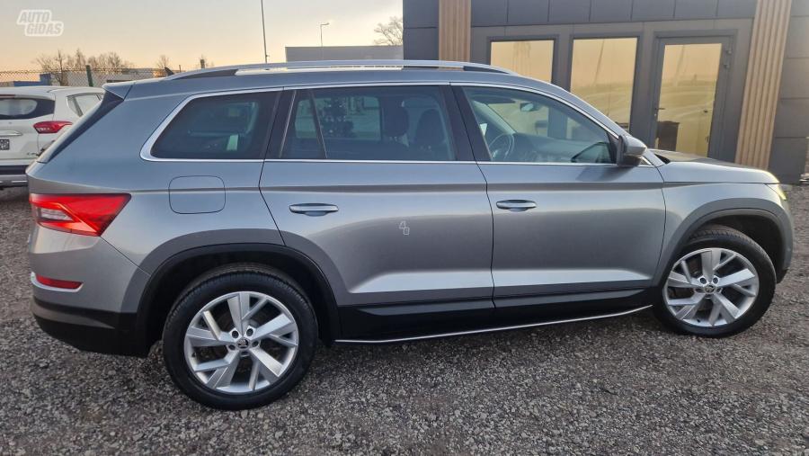 Grey Skoda Kodiaq 2018 in Marijampole, with an engine capacity of 2.00 L and mileage of 229 thousand km for 16950 €, photo 5 on AUTOMOTO.COM.LV