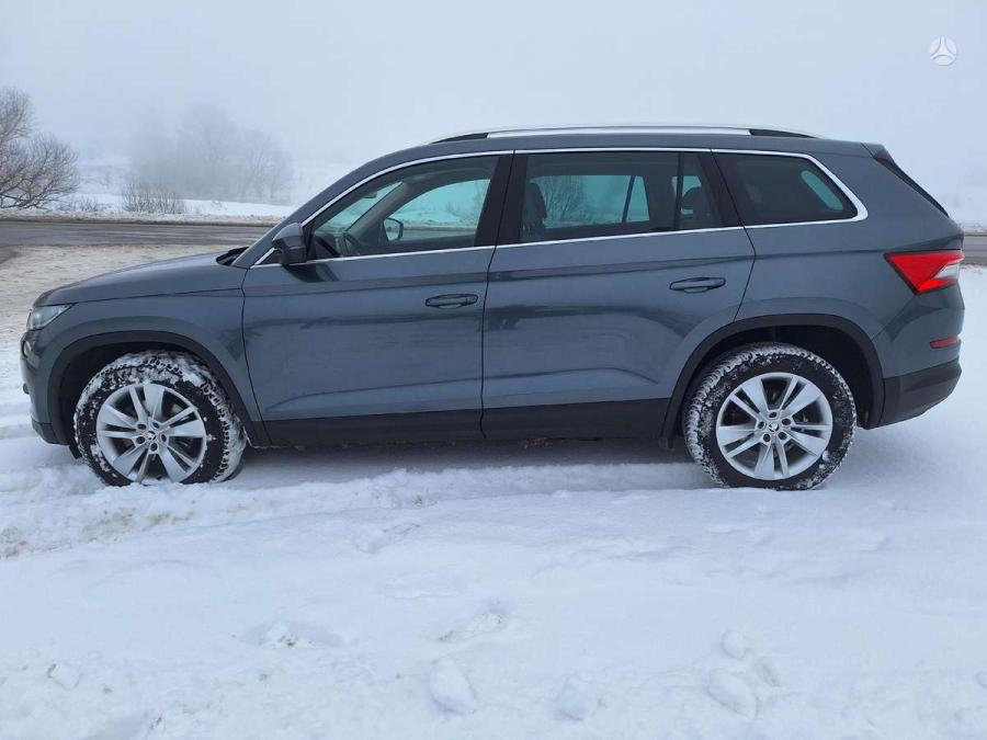Серый Шкода Kodiaq 2018 в Таураге, объемом двигателя 1.97 л и пробегом 290 тыс. км за 13900 €, фото 4 на AUTOMOTO.COM.LV