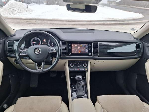 Grey Skoda Kodiaq 2018 in Taurage, with an engine capacity of 1.97 L and mileage of 290 thousand km for 13900 €, photo 9 on AUTOMOTO.COM.LV