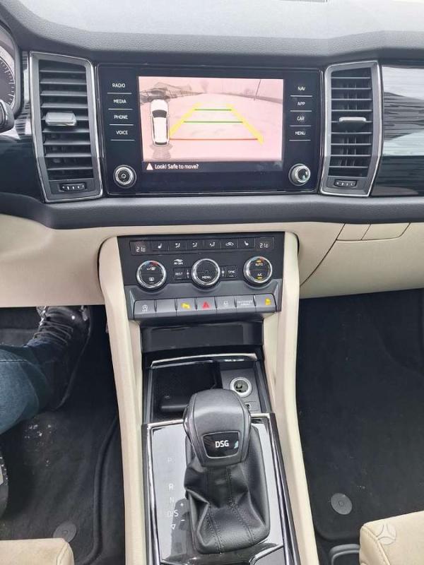 Grey Skoda Kodiaq 2018 in Taurage, with an engine capacity of 1.97 L and mileage of 290 thousand km for 13900 €, photo 10 on AUTOMOTO.COM.LV