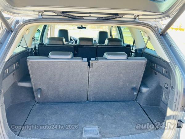 Grey Skoda Kodiaq 2018 in Tallinn, with an engine capacity of 2.00 L and mileage of 151 thousand km for 22990 €, photo 11 on AUTOMOTO.COM.LV