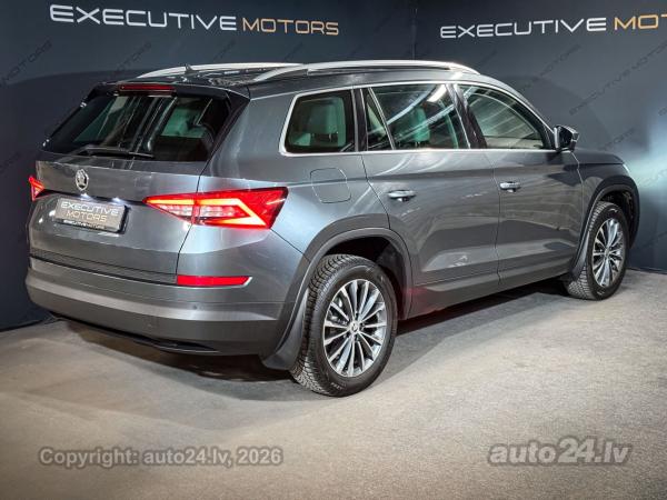 Pelēks Skoda Kodiaq 2018 Tallina, ar dzinēja tilpumu 2.00 L un nobraukumu 145 tūkst. km par 22990 €, foto 2 vietnē AUTOMOTO.COM.LV