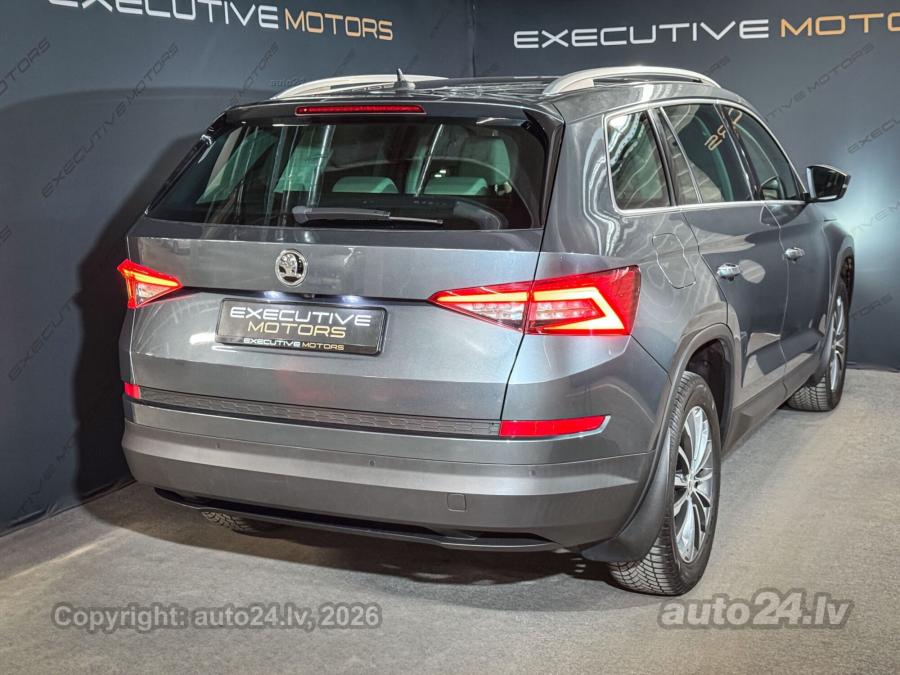 Pelēks Skoda Kodiaq 2018 Tallina, ar dzinēja tilpumu 2.00 L un nobraukumu 145 tūkst. km par 22990 €, foto 14 vietnē AUTOMOTO.COM.LV