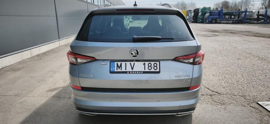 Grey Skoda Kodiaq 2018 in Kaunas, with an engine capacity of 2.00 L and mileage of 365 thousand km for 16700 €, photo 6 on AUTOMOTO.COM.LV