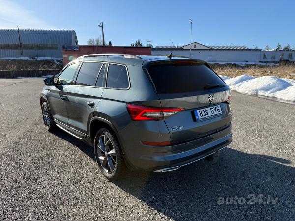 Pelēks Skoda Kodiaq 2018 Tallina, ar dzinēja tilpumu 2.00 L un nobraukumu 195 tūkst. km par 19000 €, foto 7 vietnē AUTOMOTO.COM.LV