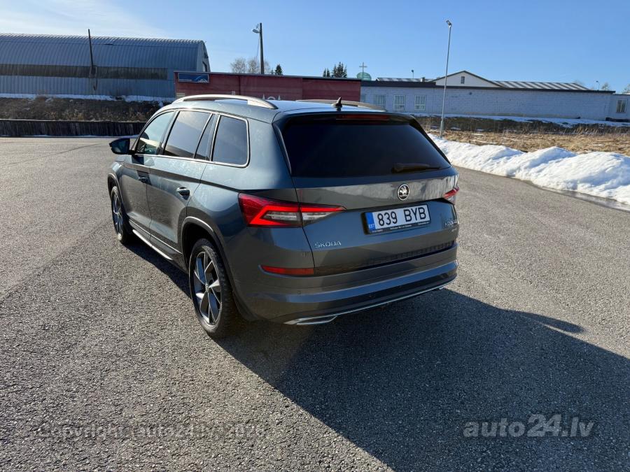 Pelēks Skoda Kodiaq 2018 Tallina, ar dzinēja tilpumu 2.00 L un nobraukumu 195 tūkst. km par 19000 €, foto 9 vietnē AUTOMOTO.COM.LV