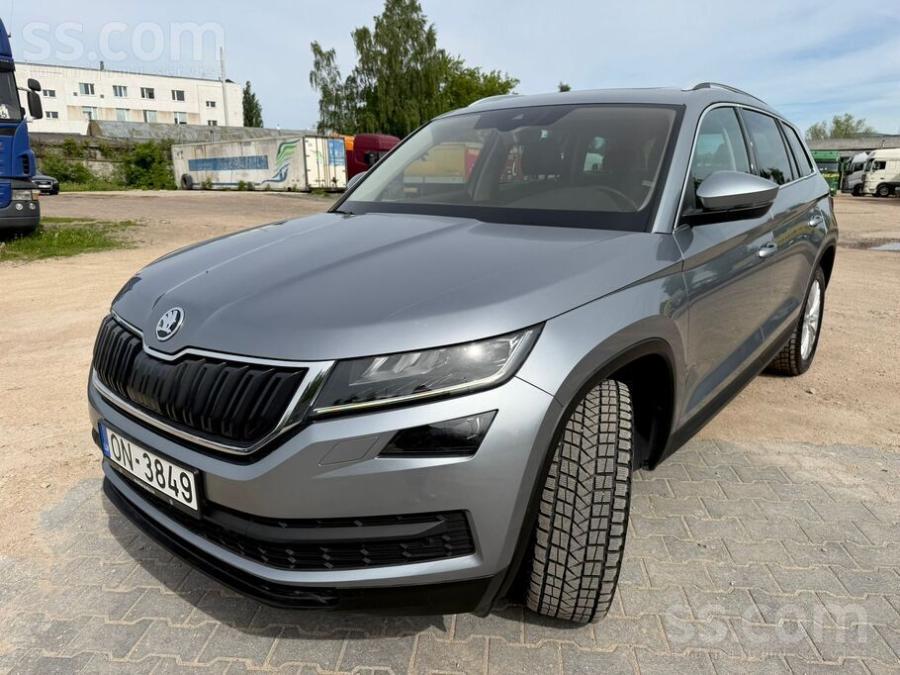 Серый Шкода Kodiaq 2018 в Рига, объемом двигателя 2.00 л и пробегом 174 тыс. км за 19000 €, фото 3 на AUTOMOTO.COM.LV
