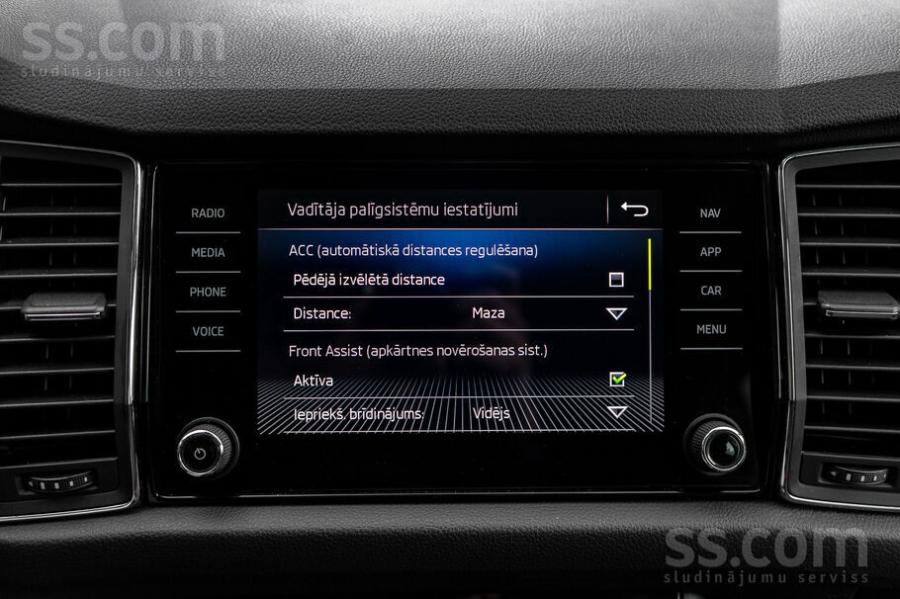 Pelēks Skoda Kodiaq 2018 Rīga, ar dzinēja tilpumu 2.00 L un nobraukumu 175 tūkst. km par 21490 €, foto 25 vietnē AUTOMOTO.COM.LV