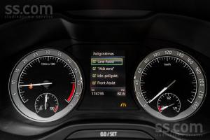Pelēks Skoda Kodiaq 2018 Rīga, ar dzinēja tilpumu 2.00 L un nobraukumu 175 tūkst. km par 21490 €, foto 31 vietnē AUTOMOTO.COM.LV