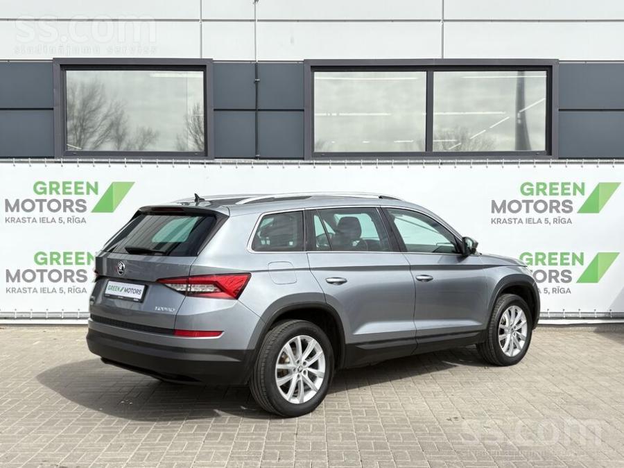 Grey Skoda Kodiaq 2018 in Riga, with an engine capacity of 1.50 L and mileage of 95 thousand km for 20900 €, photo 5 on AUTOMOTO.COM.LV
