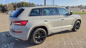 Pelēks Skoda Kodiaq 2018 Valmiera, ar dzinēja tilpumu 2.00 L un nobraukumu 238 tūkst. km par 23000 €, foto 5 vietnē AUTOMOTO.COM.LV