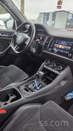 Pelēks Skoda Kodiaq 2018 Valmiera, ar dzinēja tilpumu 2.00 L un nobraukumu 238 tūkst. km par 23000 €, foto 6 vietnē AUTOMOTO.COM.LV