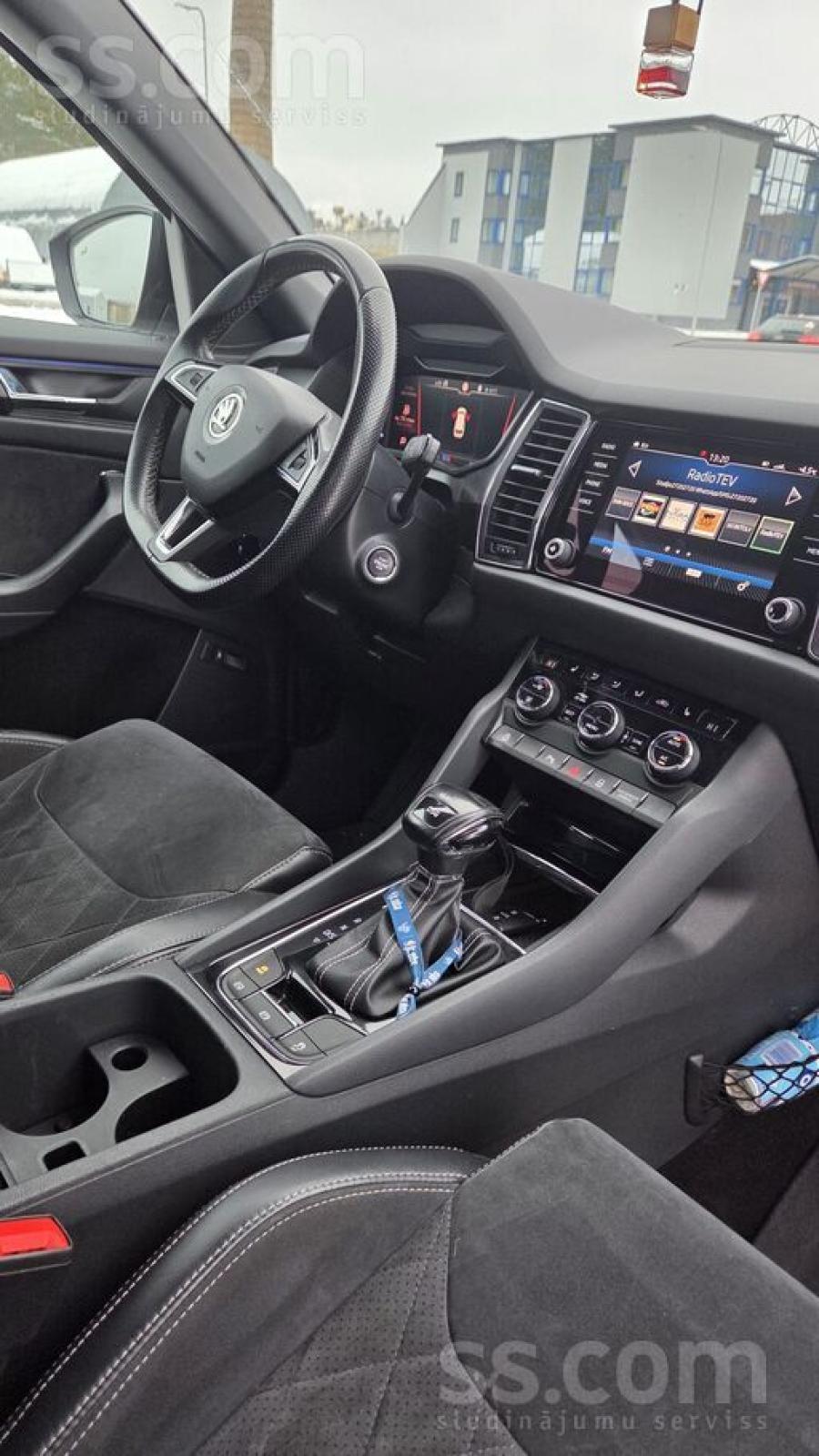 Pelēks Skoda Kodiaq 2018 Valmiera, ar dzinēja tilpumu 2.00 L un nobraukumu 238 tūkst. km par 23000 €, foto 6 vietnē AUTOMOTO.COM.LV